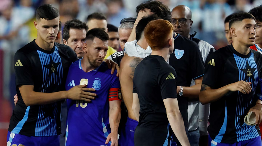 El elogio de Lionel Messi a Valentín Carboni, el juvenil de la ...
